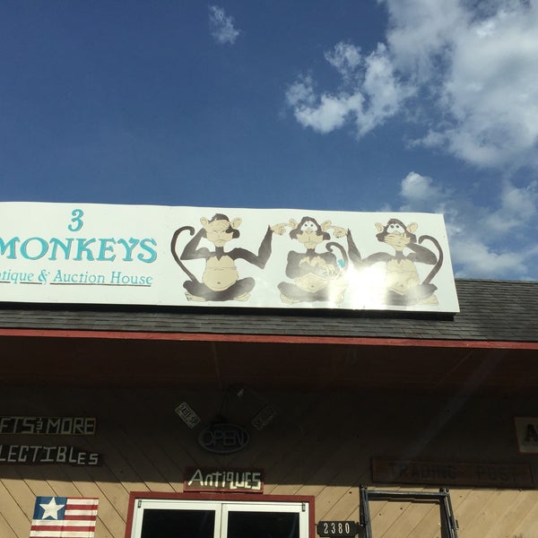 3 Monkeys Antique & Auction House - Antique Store in Blue Ridge