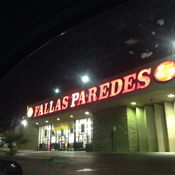 Fallas Paredes - Clothing Store