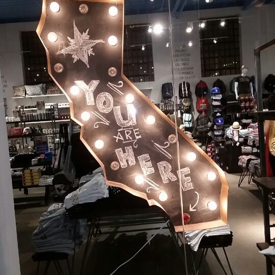 Kitson @The Headquarters - Marina - 1 tip from 140 visitors