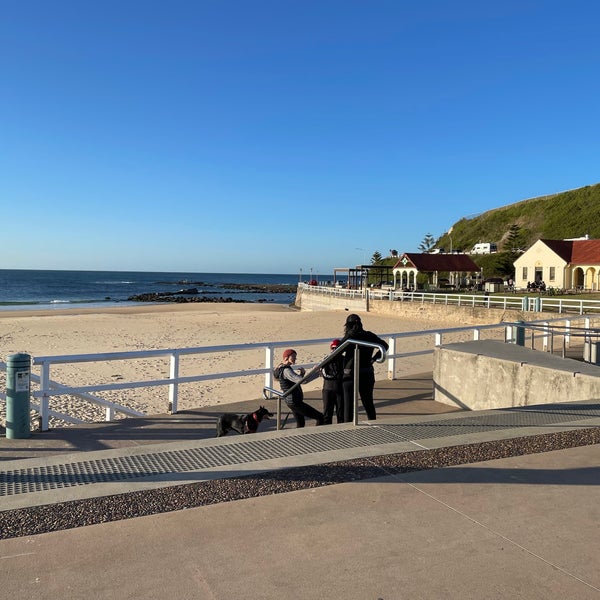 Nobbys Beach - 14 tips from 1102 visitors