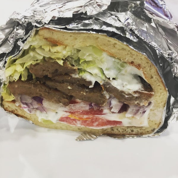 Vanoos Grillette - Mediterranean Restaurant in Pacific Beach