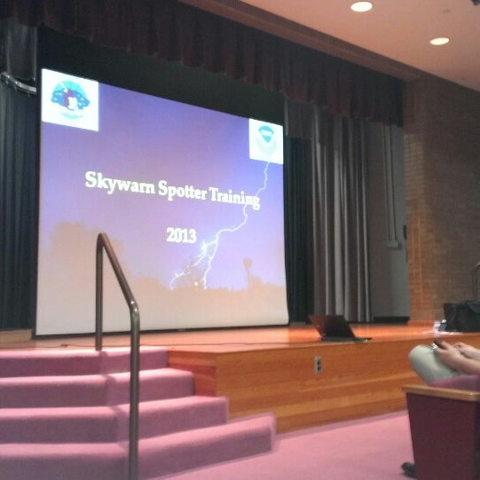 Livonia Civic Center Library - 1 tip from 388 visitors