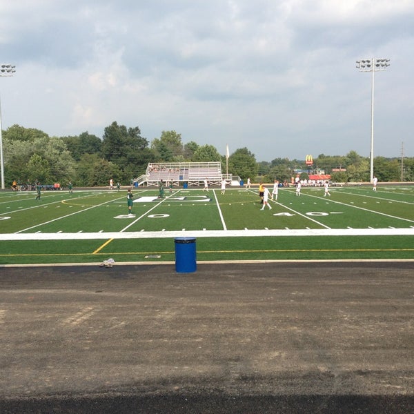 Elizabethtown High School - 620 N Mulberry St