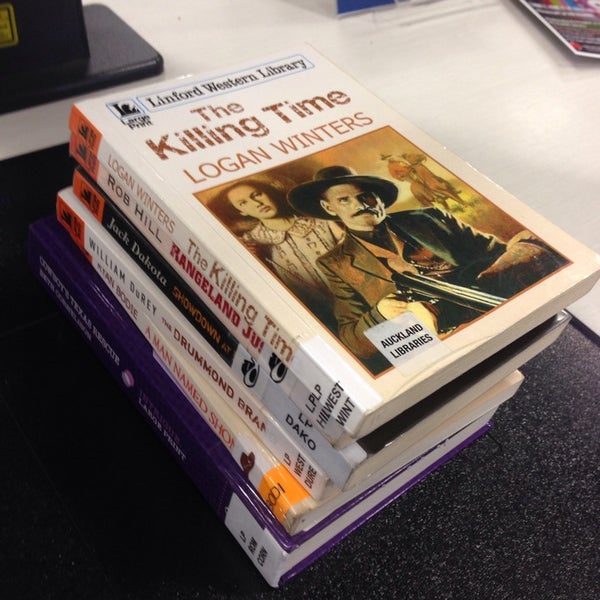 Mt Roskill Library - Three Kings - 4 tips from 90 visitors