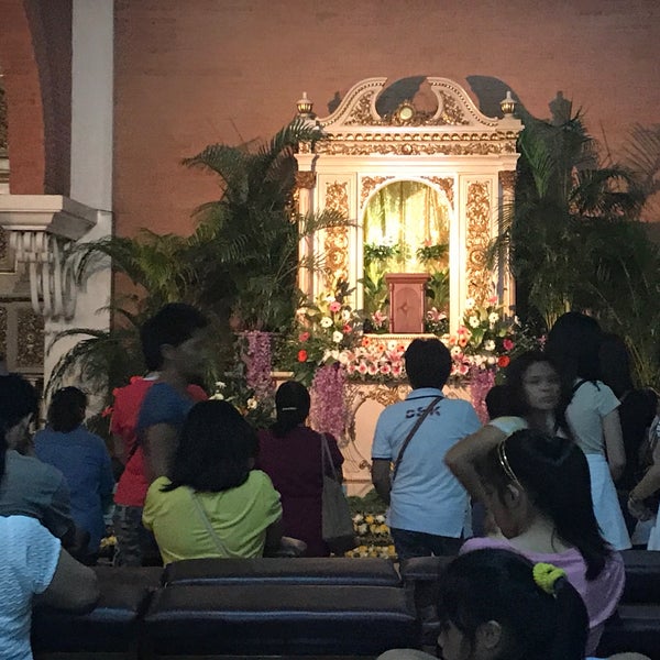 Sta. Ana Church / Sta. Ana Shrine Parish - Church in Poblacion