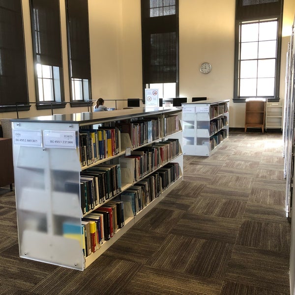 Robin Li and Melissa Ma Science Library