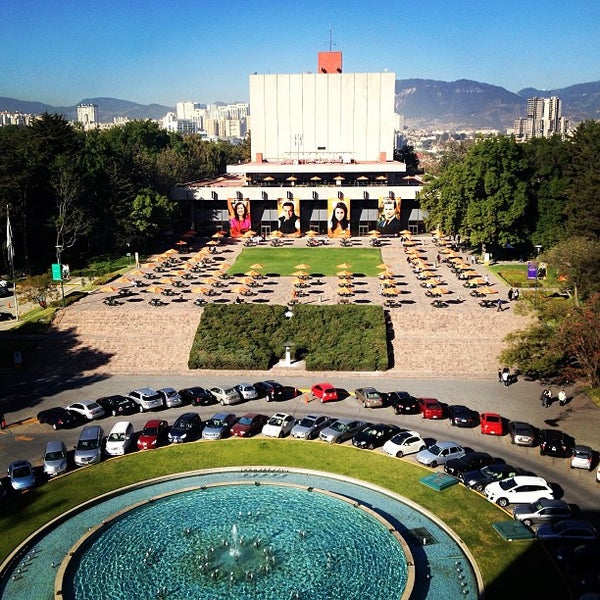 Universidad Anáhuac - Av. Universidad Anáhuac No. 46 Col. Lomas Anáhuac