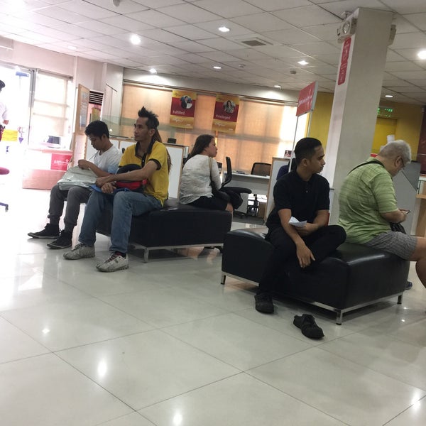 Bank of the Philippine Islands (BPI) - Bank in South Triangle