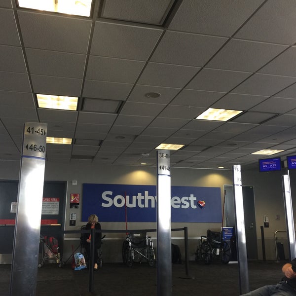 Gate B15 - 1 tip from 1038 visitors