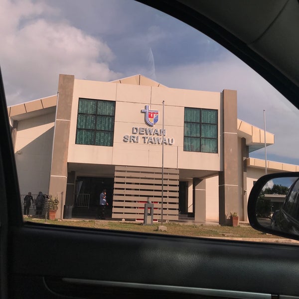 Dewan Sri Tawau - City Hall in Tawau