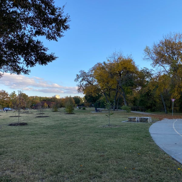 Valley View Park - 7100 Valley View Lane