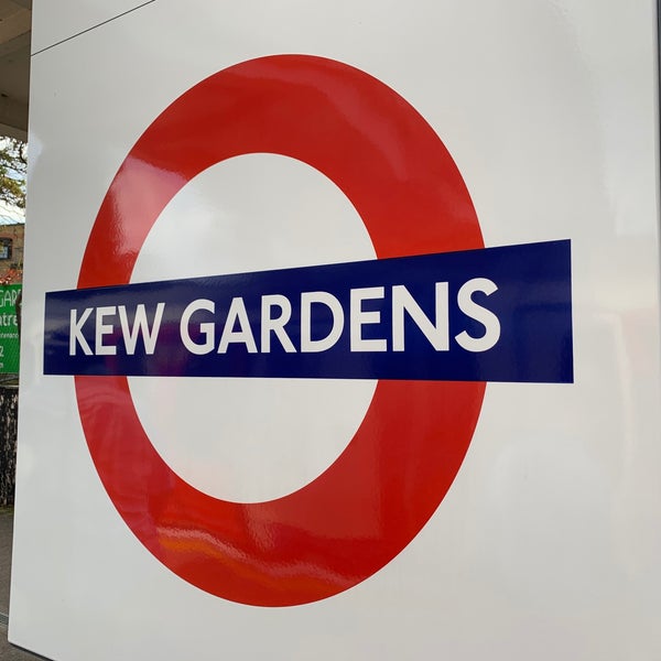 Photos at Kew Gardens Underground Station - Station App
