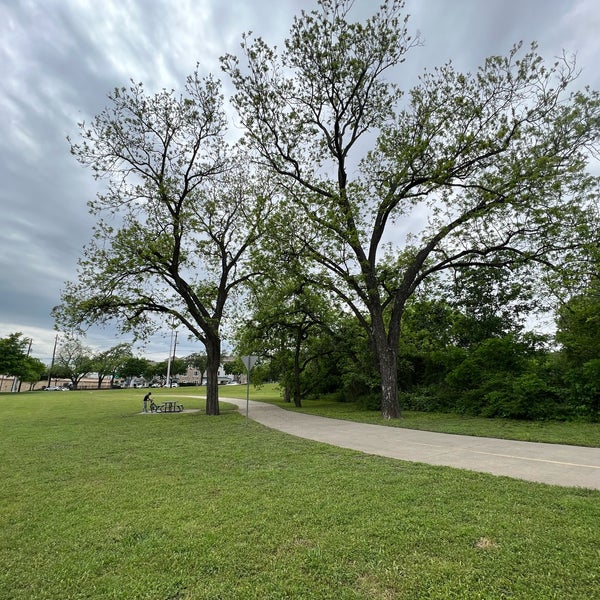 Valley View Park - 7100 Valley View Lane