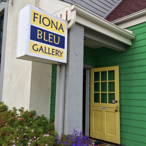 Fiona Bleu Gallery - 37 visitors