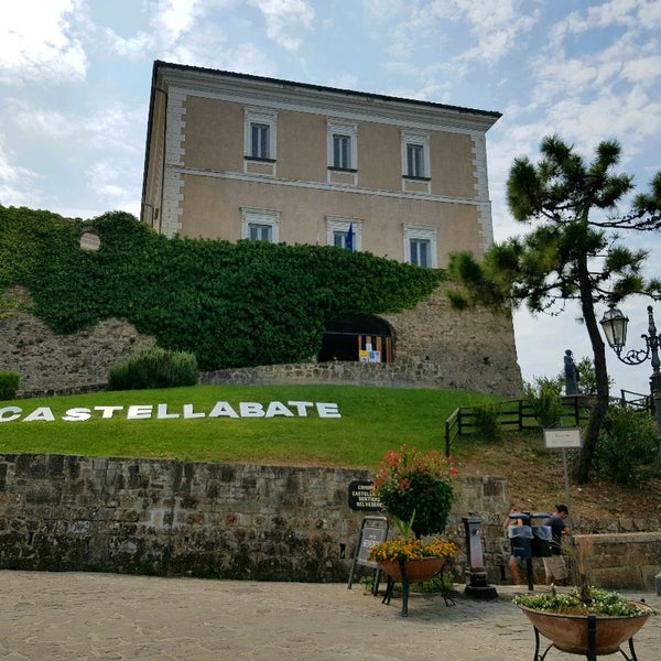 Castellabate - City