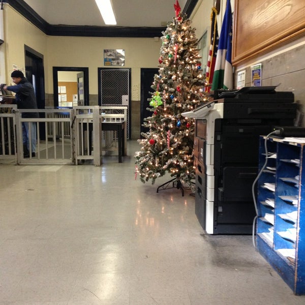 Photos at NYPD - 78th Precinct - Prospect Heights - 341 visitors