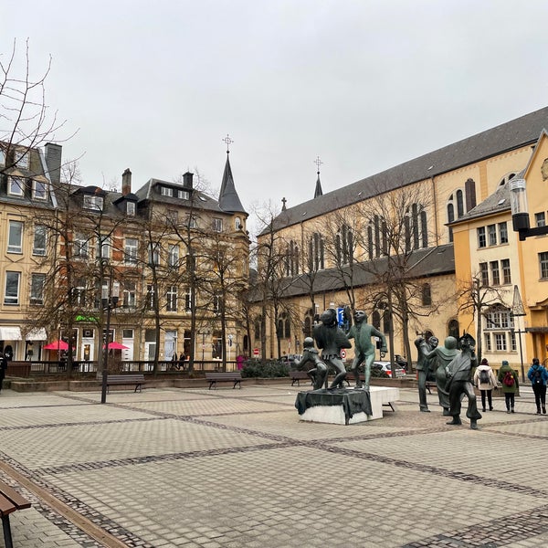 Place du Theatre - Ville-Haute - 1 tip