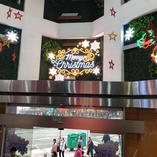 Wing Lung Bank Centre