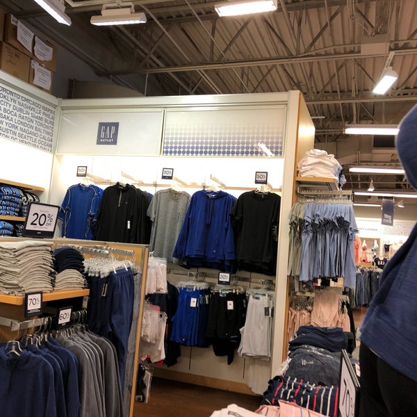 Gap Factory Store - 7 tips from 1285 visitors