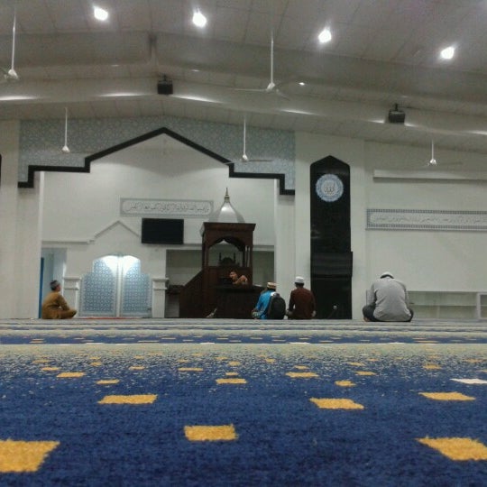 Masjid UMP - Mosque in Gambang