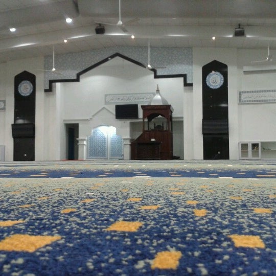 Masjid UMP - Mosque in Gambang