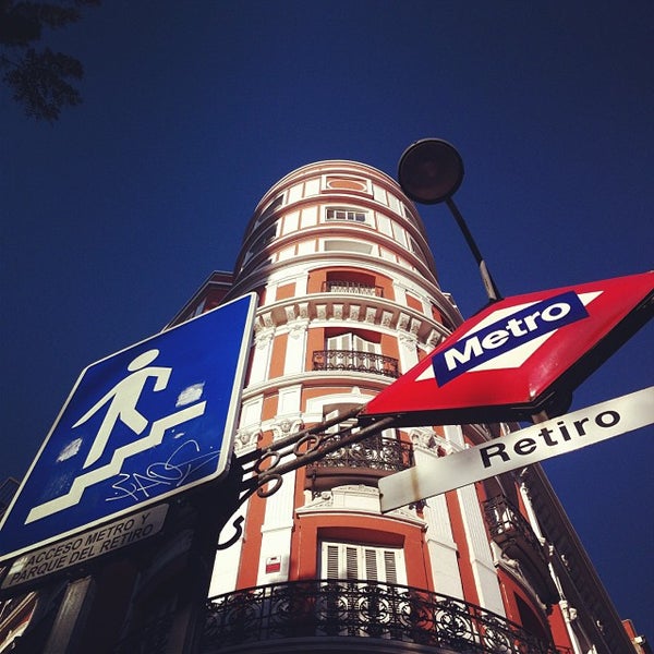 Metro Retiro - Metro Station in Madrid