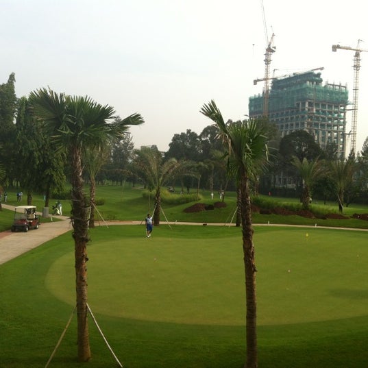 Senayan Golf Course - Jl. Asia Afrika Pintu 9 Senayan