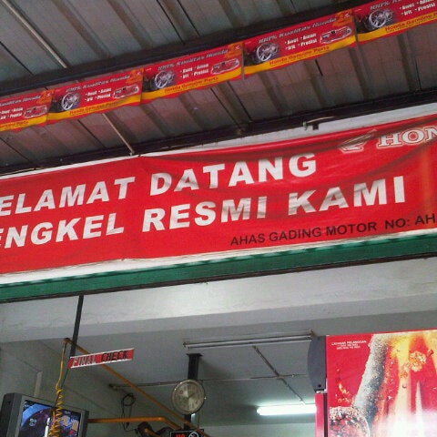 Ahas Gading Motor No. Ahass 8348 - Motorcycle Dealership
