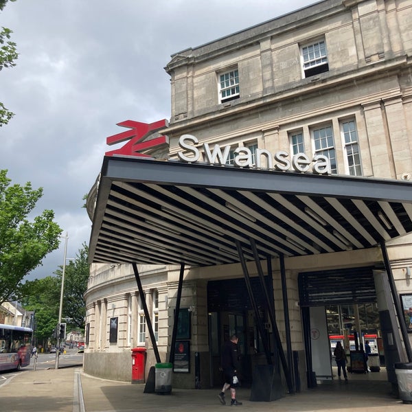 Photos at Swansea Railway Station (SWA) - High St