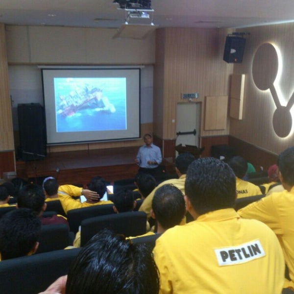 Photos at PETRONAS Chemicals LDPE Sdn Bhd (PCLDPE) - 3 tips from 196 ...