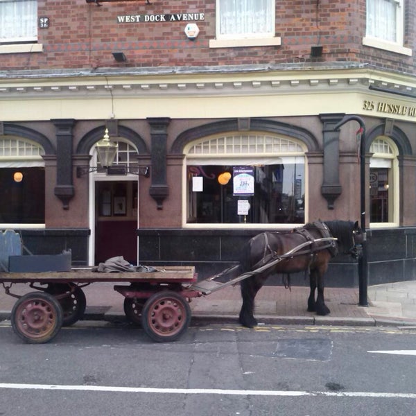 Rayners Hull - Pub in Hull