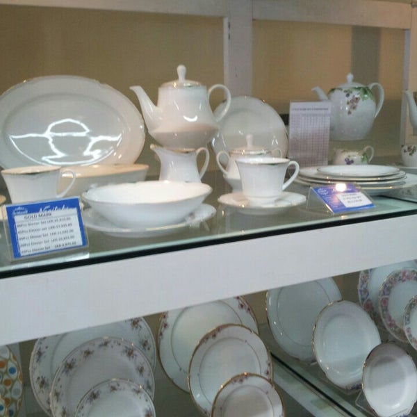 Noritake Factory Store - 280, Highlevel Road
