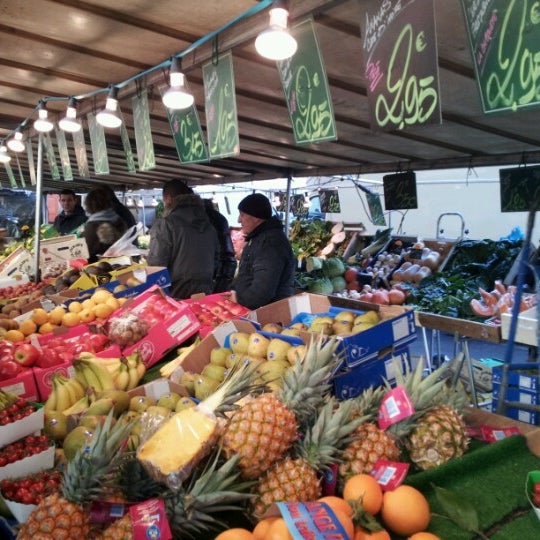 Marché de Grenelle - Market in Grenelle