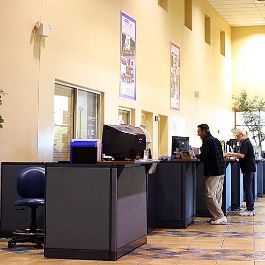 Earnhardt Ford - Chandler, AZ