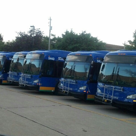 Milwaukee County Transit System - 1942 N 17th St