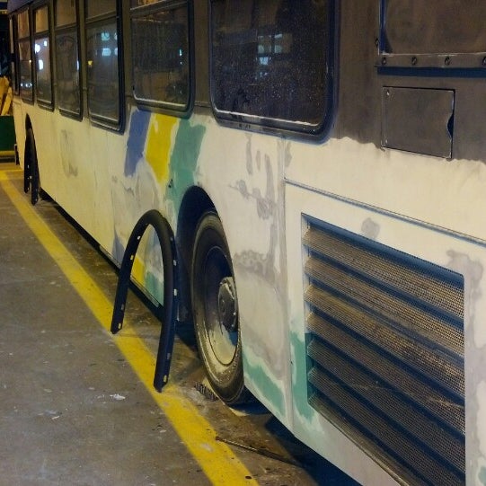 Milwaukee County Transit System - 1942 N 17th St