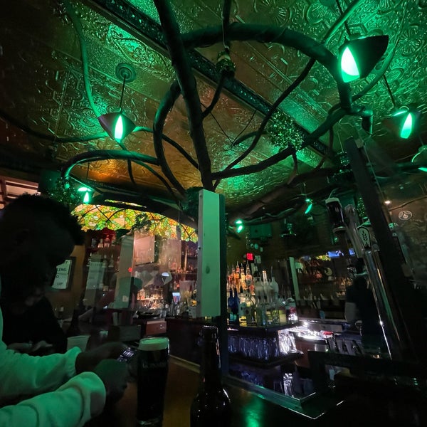 The Treehouse - Tremont - 28 tips from 3108 visitors