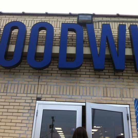 Goodwill - 1025 Hill St