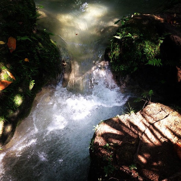 Irie Blue Hole - River