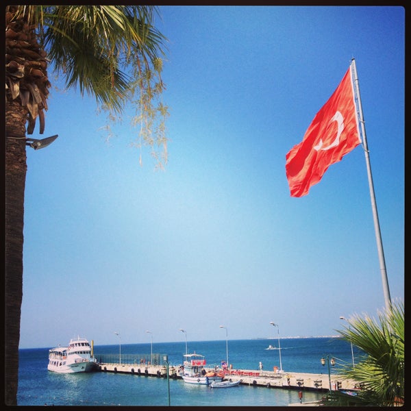 Akçay - Neighborhood in Edremit