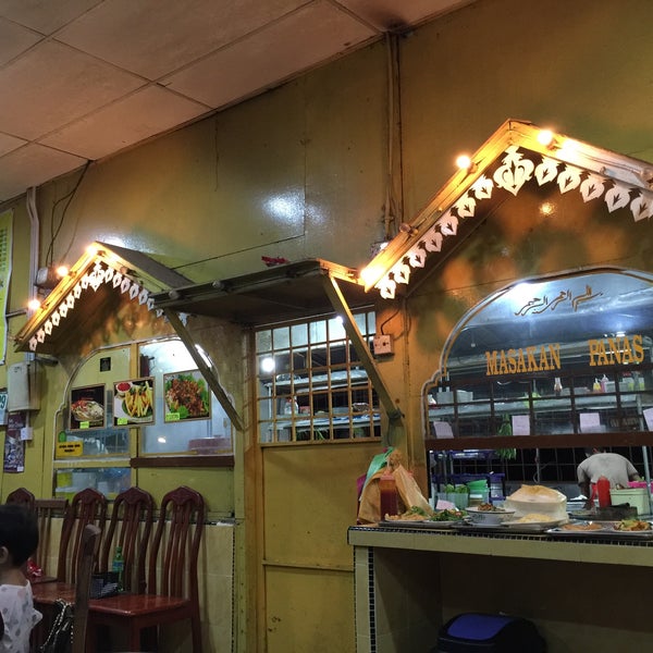 Restoran Perindu Kuning, Chendering - Thai Restaurant in Kuala Terengganu
