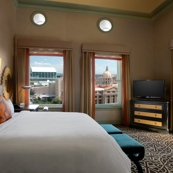 Photos at Hotel ICON, Autograph Collection - 220 Main St