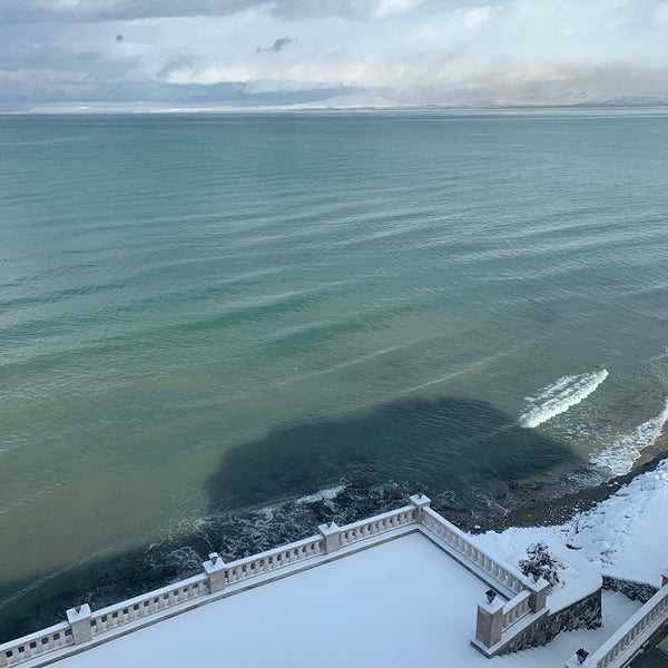 Edremit Sahil Parkı - Lake in Van