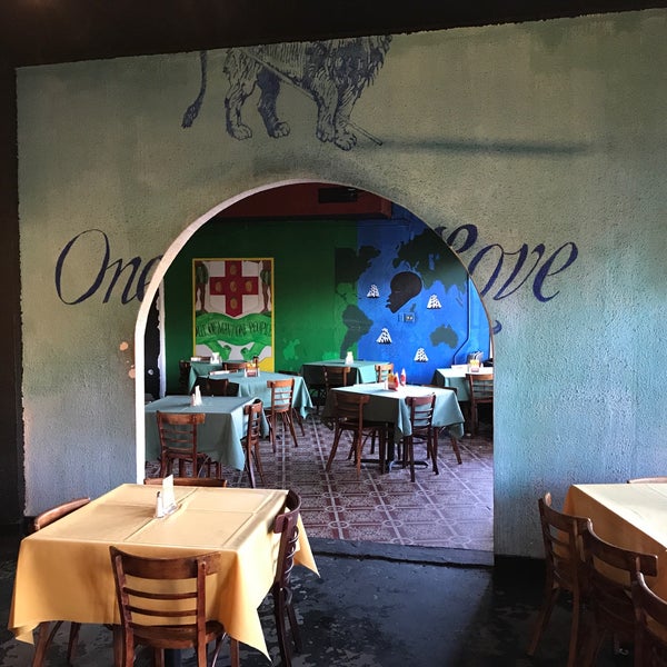 Reggae Hut - Caribbean Restaurant