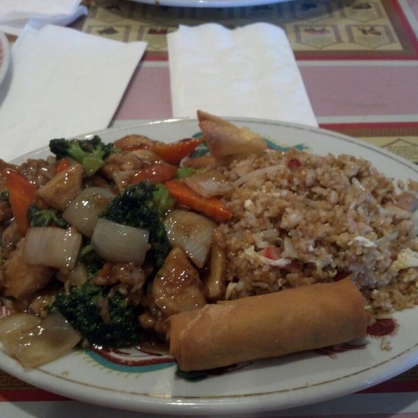 Photos at Golden Flower Chinese Restaurant - 8 tips from 165 visitors