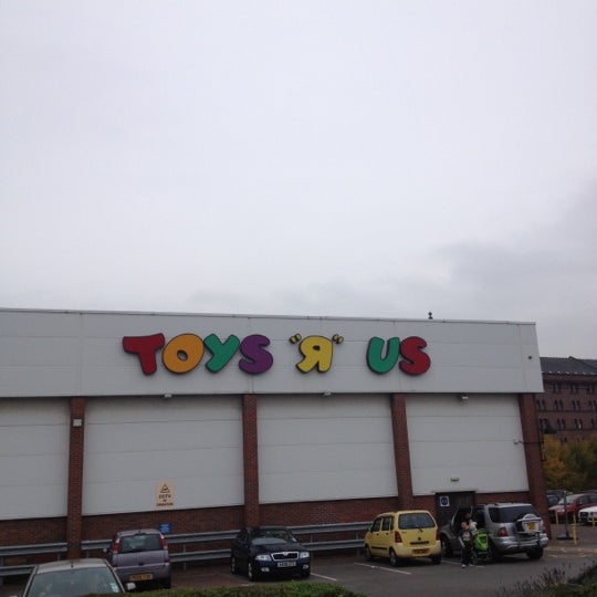 Toys"R"Us - 135 visitors