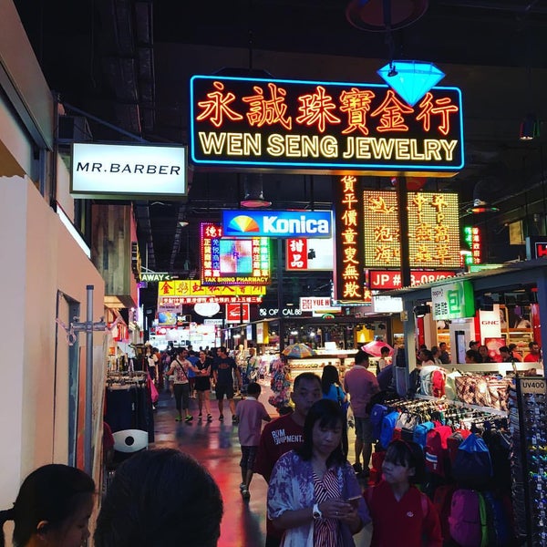 Taxi Stand | Jurong Point - Taxi Stand in Singapore