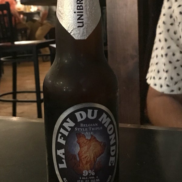 Gas Lamp Grille - American Restaurant in Newport