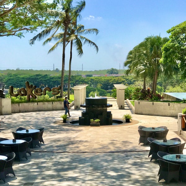 Lakers' Sport Club n Resto BSB - Indonesian Restaurant in Semarang