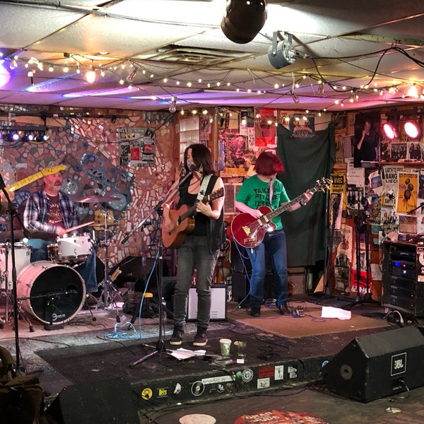 The Empty Glass - Music Venue in East End